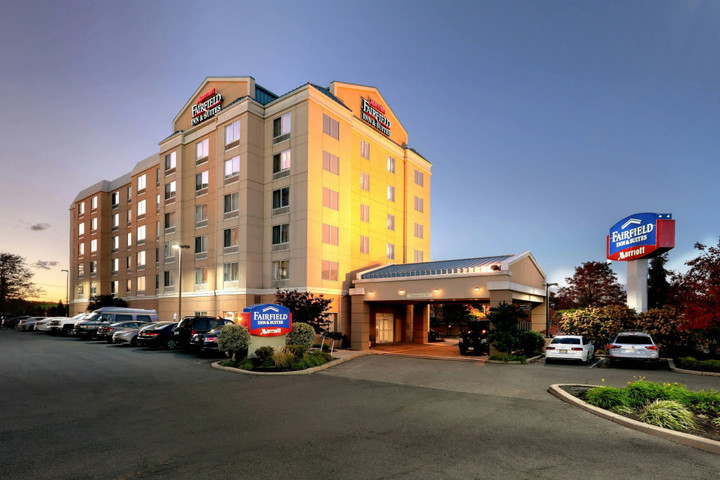 Fairfield Inn & Suites By Marriott Woodbridge - 뉴저지