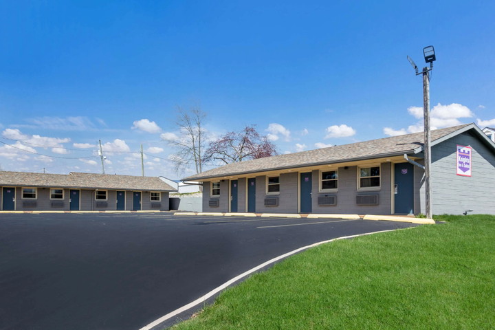 Knights Inn And Suites Salem - Indiana