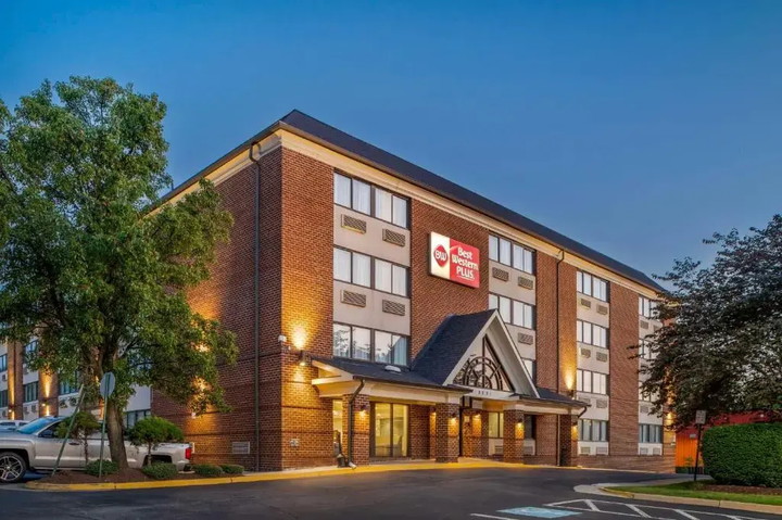 Best Western Plus Alexandria / Fort Belvoir - Waldorf, MD