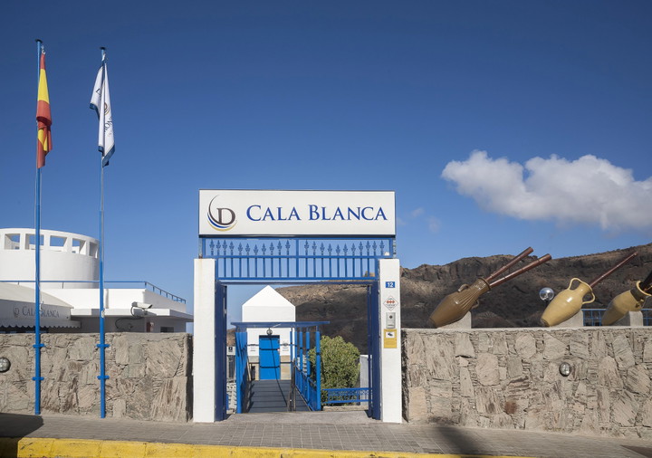 Club Cala Blanca - Canary Islands