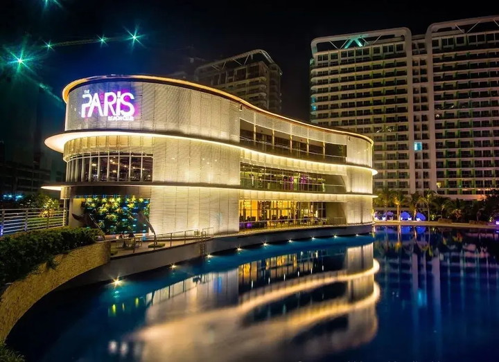Azure Urban Resort Staycation - Taguig
