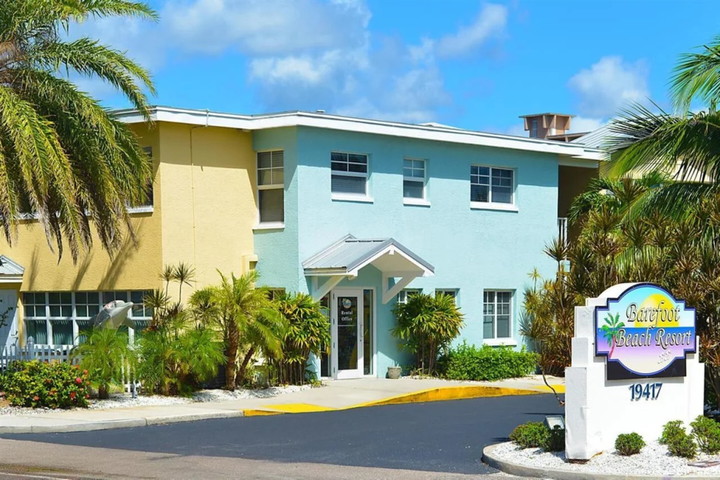 Barefoot Beach Resort - Indian Rocks Beach, FL