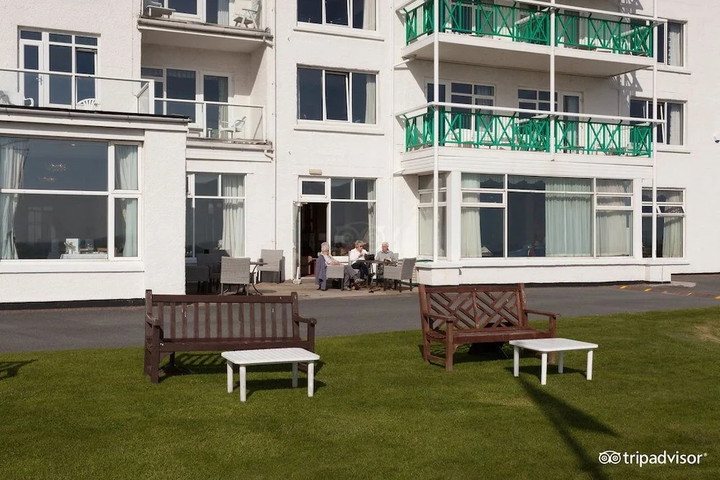 Trefeddian Hotel - Gwynedd