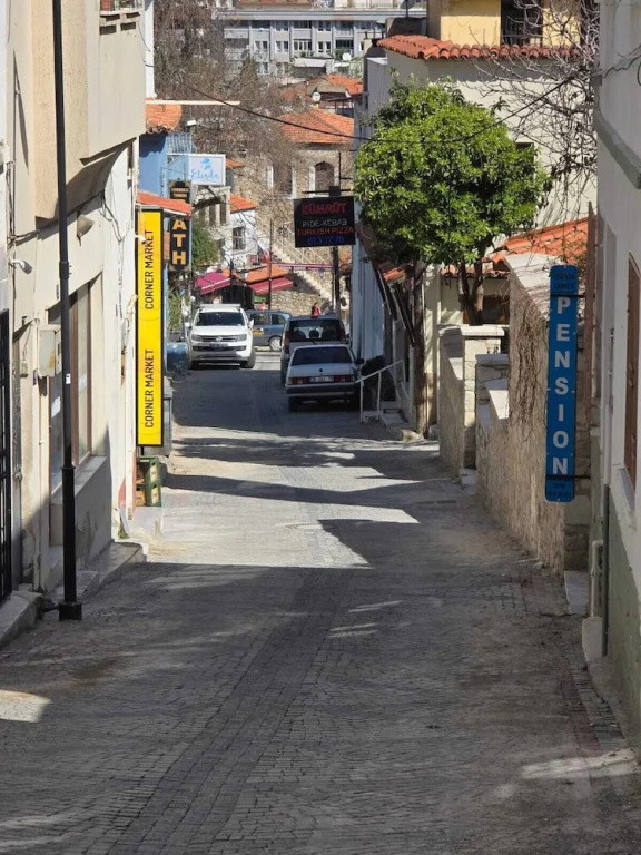 Lavinya Pansiyon - Kuşadası