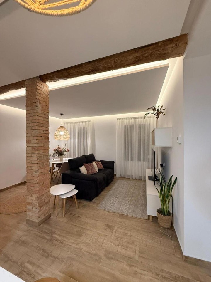 Calma Home Parking Gratis By Clabao - Laguardia