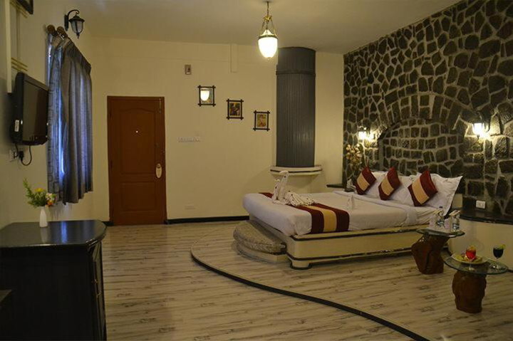 New Carnival Hotel - Kodaikanal