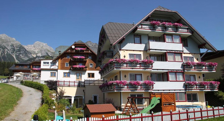Hotel Neuwirt - Hallstatt