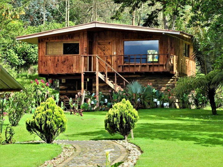 Leguaro Refugio De Colibríes - Huila