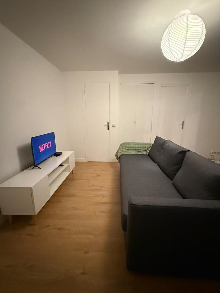 Train Station 10 Min Close To Paris And Disney University - Noisy-le-Grand