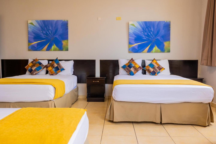Hotel Residencial Cervantes - Panamá