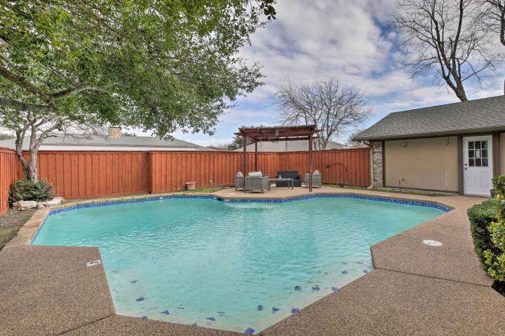 Game Room & Private Pool: Richardson Retreat - Richardson, TX