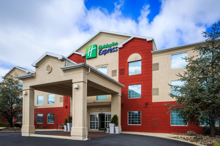 Holiday Inn Express Hotel & Suites Reading By Ihg - レディング, PA