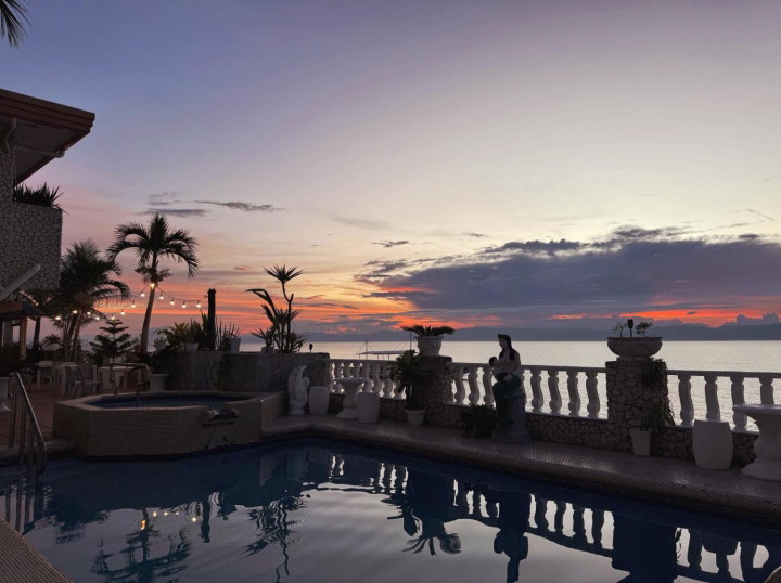 Sunset Beach Resort - Cebu City