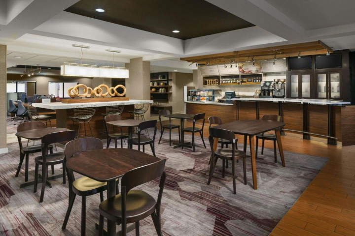 Courtyard By Marriott Chicago Bloomingdale - Wheaton, IL