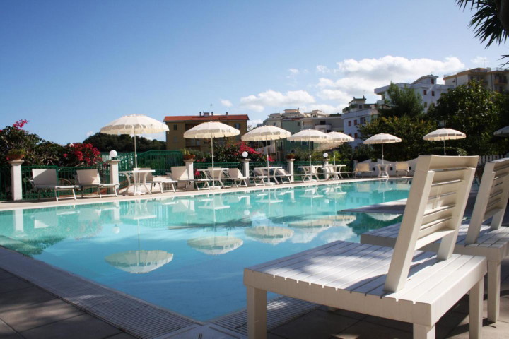 Park Hotel Villa Americana - Rodi Garganico