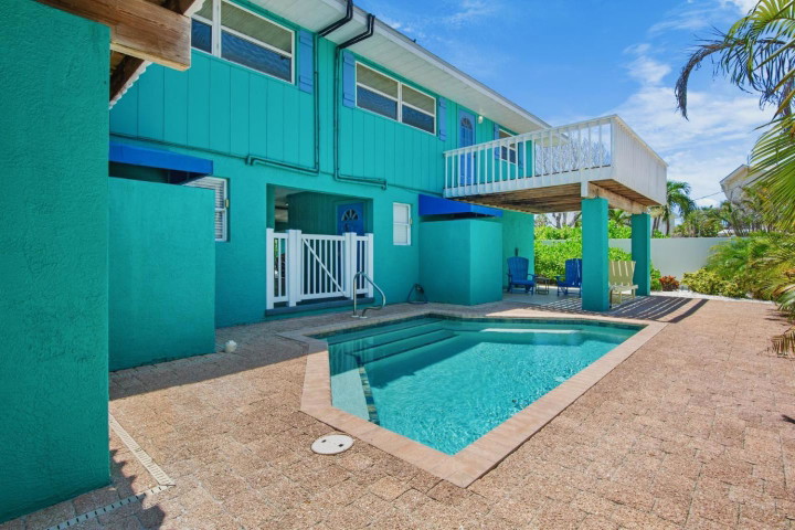 Emerald Shores West - Anna María, FL