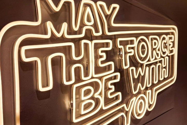 Starwars Vibe 2br Apt In Makati With Electronic Dart - Makati