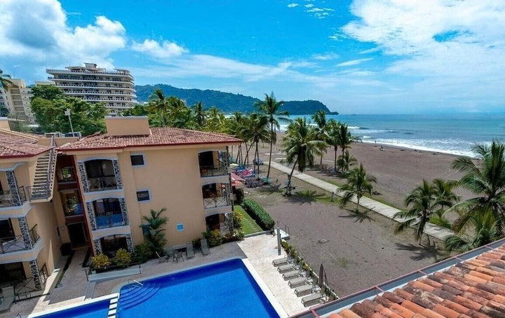 Beachfront Condo Bahia Encantada L1 Jaco Beach - Jaco