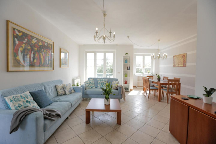 Navy Apartment - Carrara