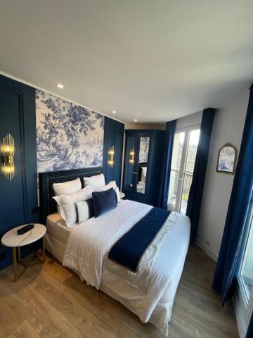 Hotel Cluny Square - Neuilly-sur-Seine