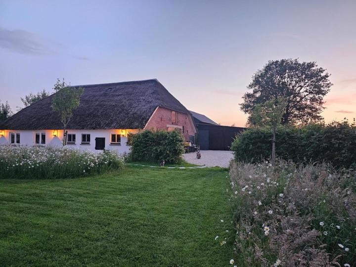 Stijlvolle Woonboerderij - Apeldoorn