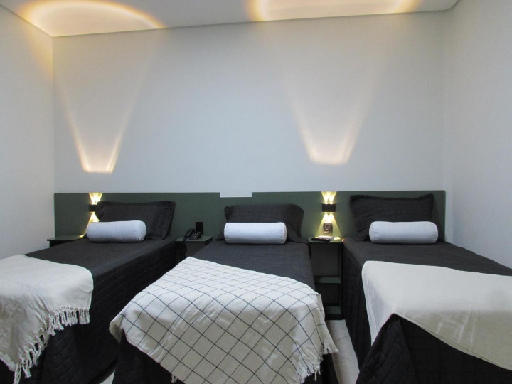 "Hotel Paramount" Próximo A 25 Março, Brás, Bom Retiro, Exporcenter Norte E Distrito Do Anhembi, Perto Metro Republica E Luz ' Temos Estacionamento No Hotel" - Liberdade