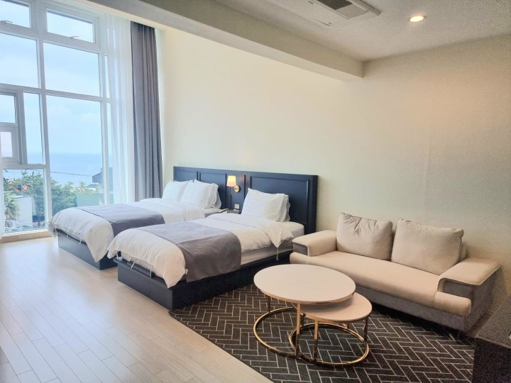 Rich Hotel - Jeju-si