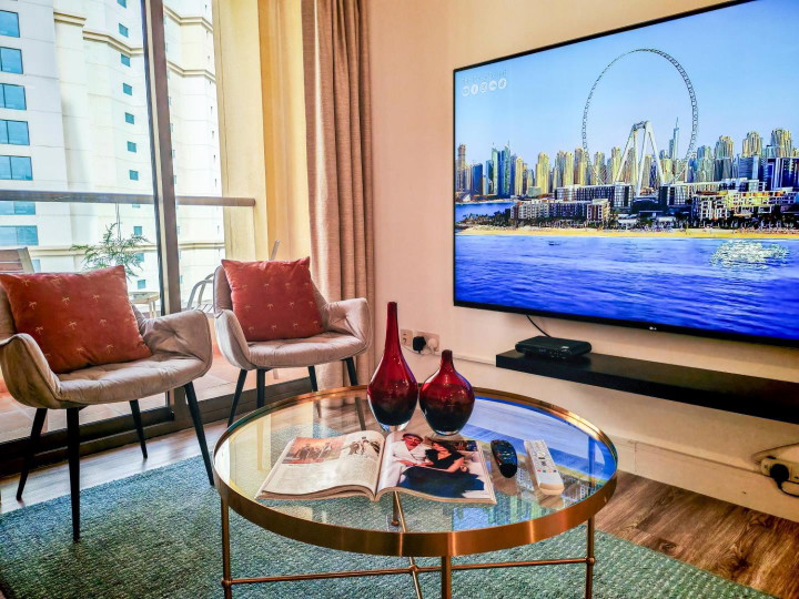 La Buena Vida Holiday Homes - Modern, Luxe & Spacious 4-bed, Full Kitchen, Near To Beach, Tram & Marina - Dubaï
