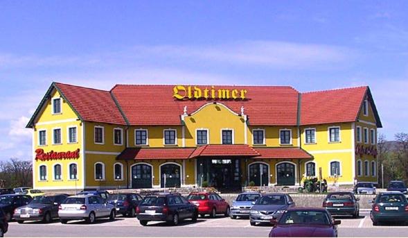 Oldtimer Motorhotel Guntramsdorf - Mödling