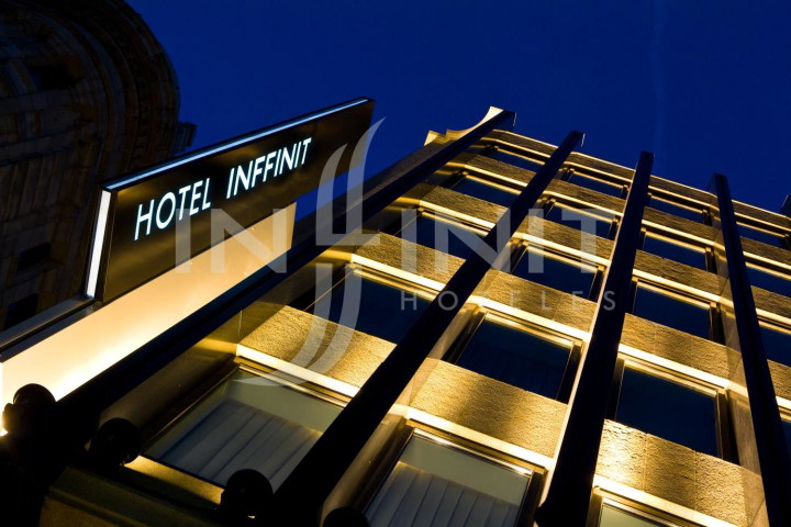 Hotel Inffinit - Cangas