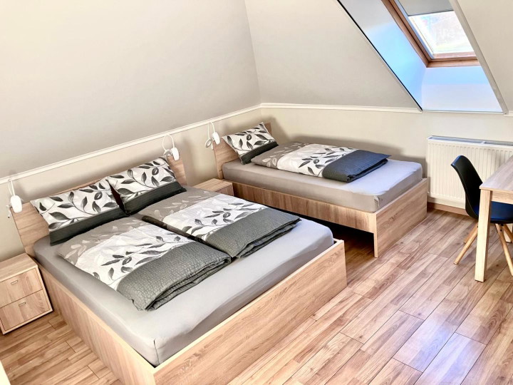 Mátyás Vendégház 3 Rooms Apartment - Sopron