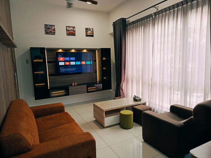 Superb Miri Times Square Large 6 Pax 2 Rooms & 2 Baths 1 Kitchen With View - Miri
