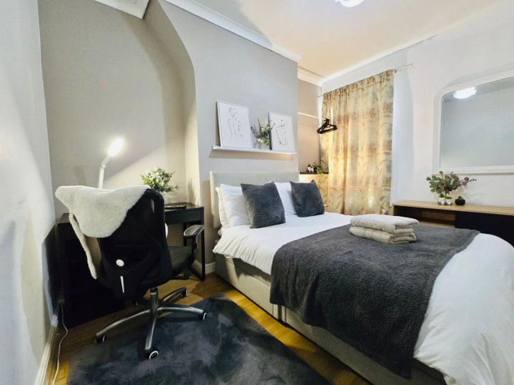 Room 3 Shared House In Bootle - Ormskirk