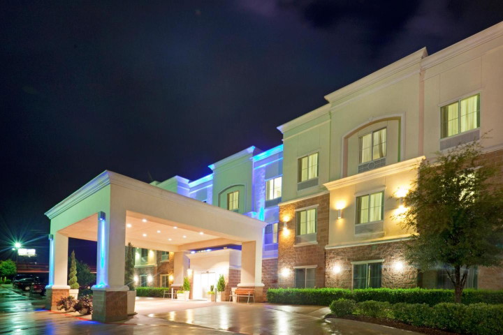 Holiday Inn Express Hotel & Suites Decatur, Tx By Ihg - Decatur, TX