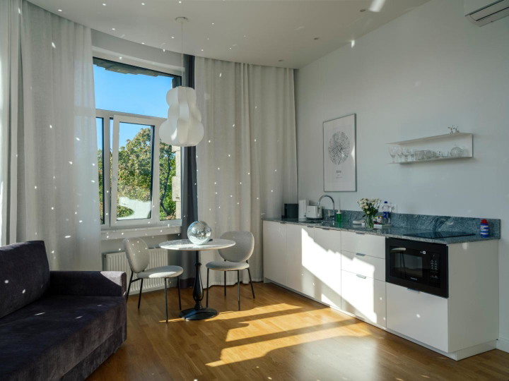 Miro Rooms Center - Quiet Chic, Self Check-in - Riga