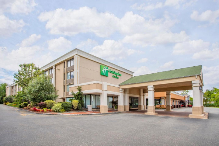 Holiday Inn & Suites Parsippany Fairfield By Ihg - Morristown, NJ