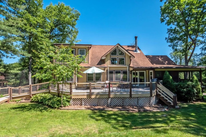 Sunkissed Lodge - Maryland (State)