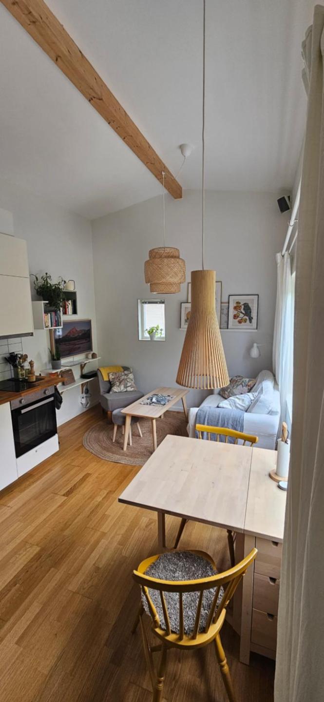 Tiny Grey House With Loft, 15 Min From City Center - Göteborg