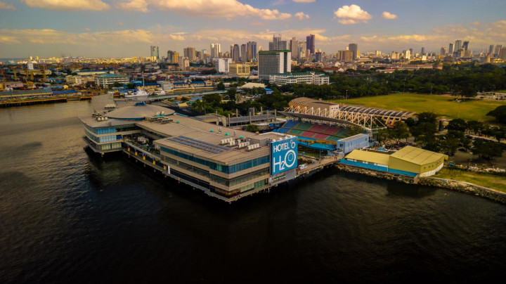 Hotel H2o - Manila