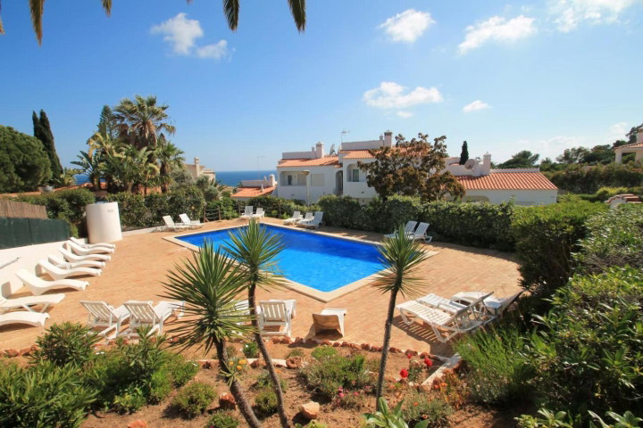 Casa Scarlett Walk To Beach Communal Pool - Praia da Rocha