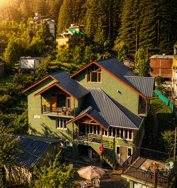 Solhaus Hostel - Kasol