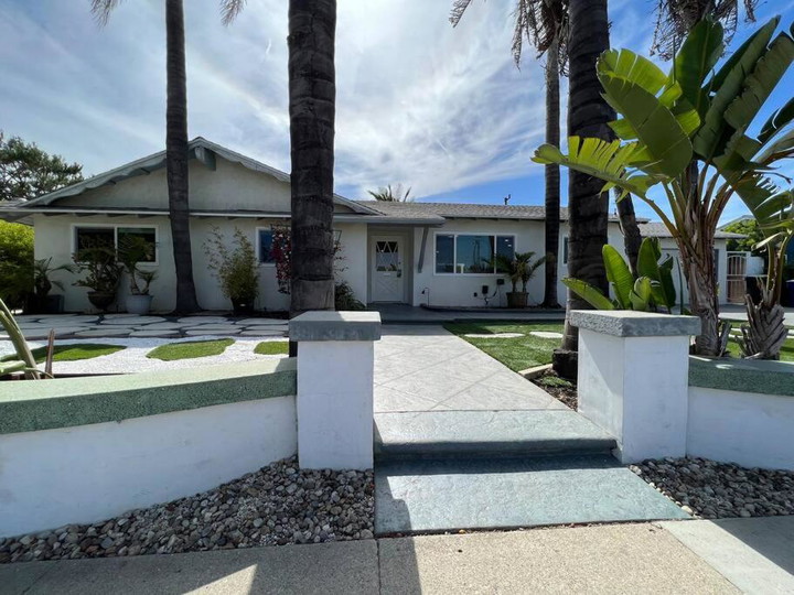Modern 4 King Beds, Beautiful Large Backyard, Golf, Wfh, Long Stays, Wi-fi, Fwy, 25 Mins To Beach - Camarillo, CA