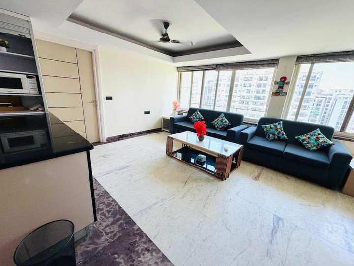 Heaven Retreat-1 Bhk Luxury Apartment-10th Floor - Ghaziabad