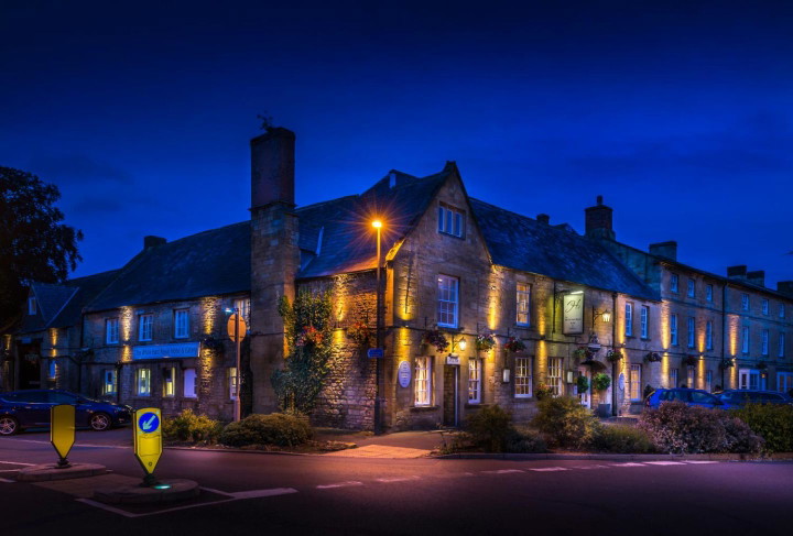 The White Hart Royal, Moreton-in-marsh, Cotswolds - The Coaching Inn Group - Chipping Campden