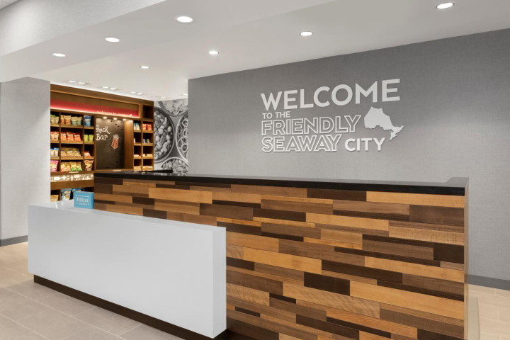 Hampton Inn By Hilton Cornwall - Cornwall