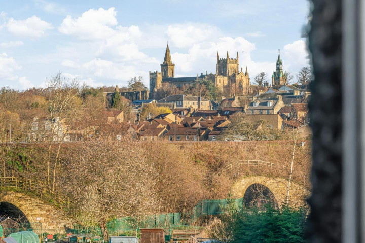 Pure City Central Skyline - St Leonards By Tba - Dunfermline
