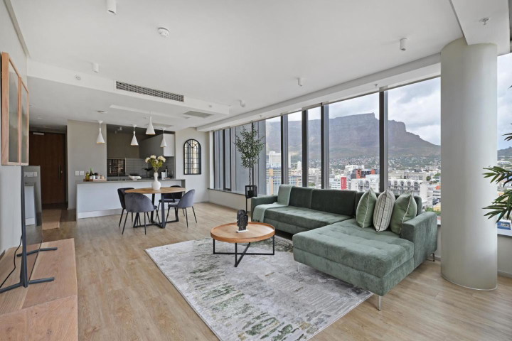 Sara - Modern City Centre Apt - Views! - Camps Bay