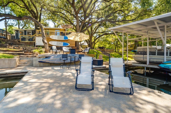 Waterfront Lake Lbj Cabin W/ Private Dock! - Kingsland, TX