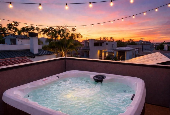 Naples Island Rooftop Hot Tub Walk To 2nd St - Long Beach, CA