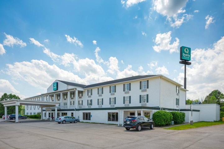 Quality Inn & Suites Bellville - Mansfield - Ohio